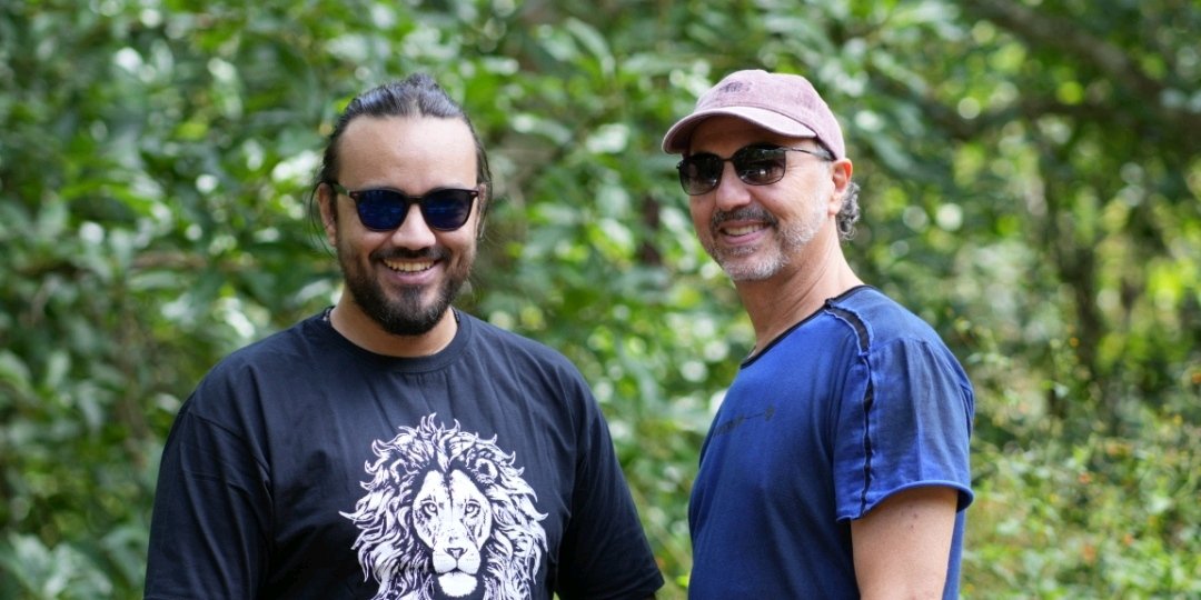 "Vai Ficar Tudo Bem", de Mazzan e Zeca Baleiro, já está disponível nas ...